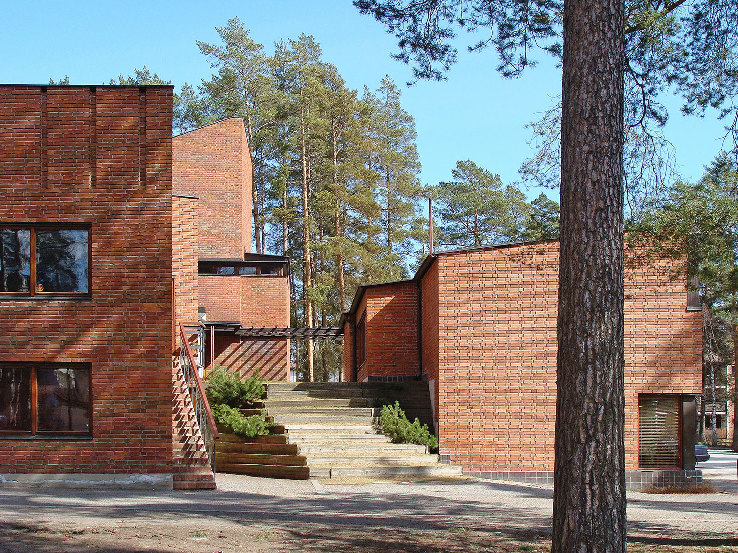 www.archipicture.eu - Alvar Aalto - Säynätsalo Town Hall www.archipicture.eu - Alvar Aalto - Säynätsalo Town Hall